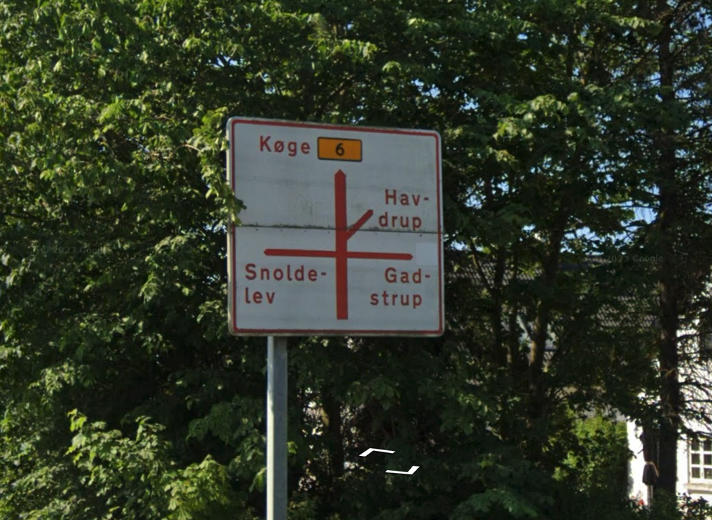 Denmark: street sign meta - Geometas